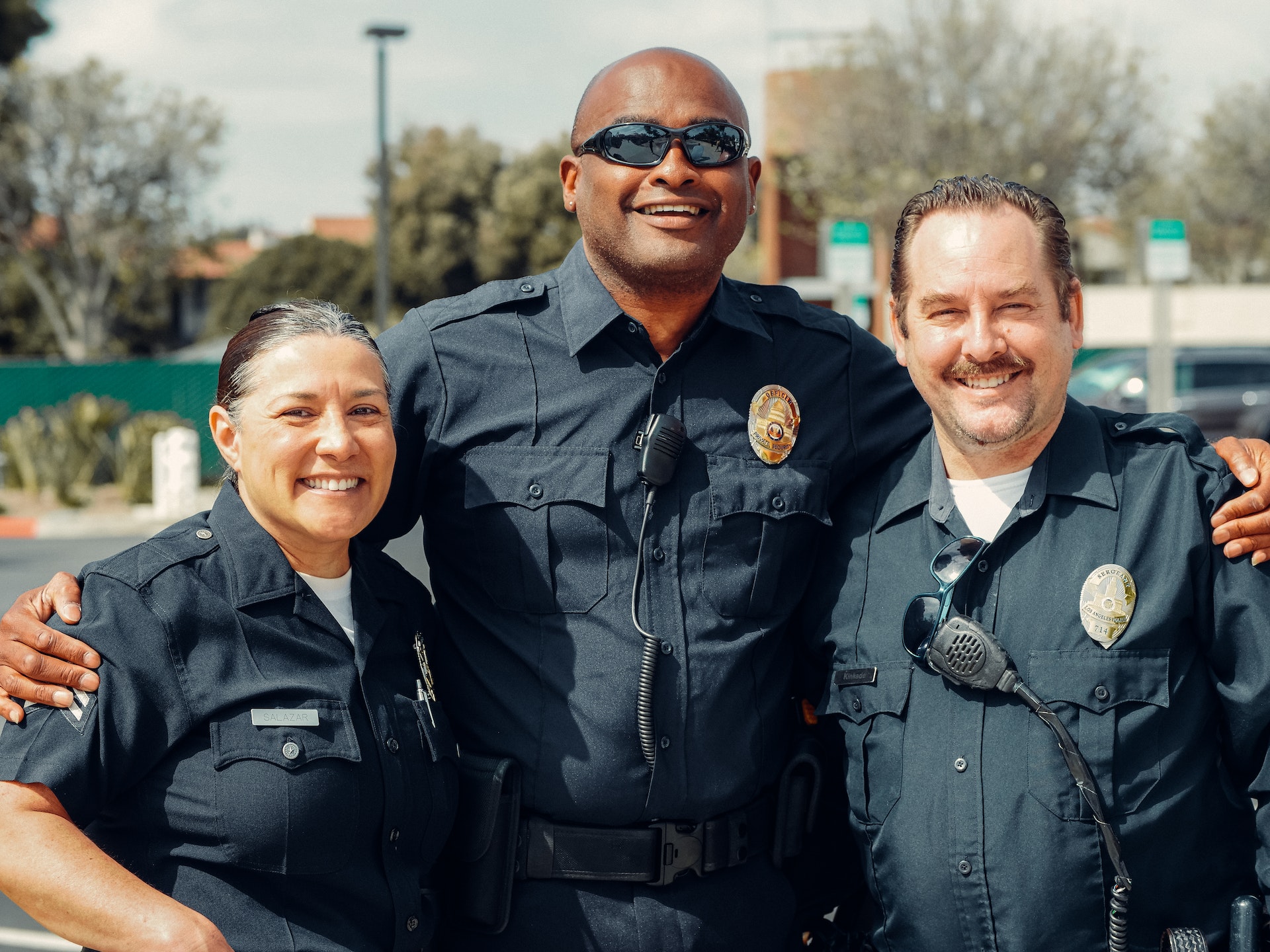 Reasons Why You Should Hire a Security Service - North Shore Magazine